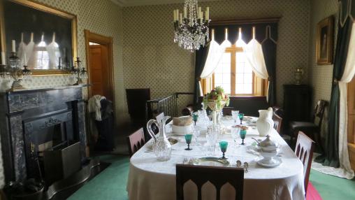 Mysteries at the Museum | Discovery