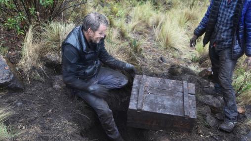 Treasure Quest: Snake Island | Discovery