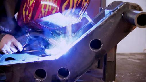 Black Ops Brothers: Howe & Howe Tech | Discovery