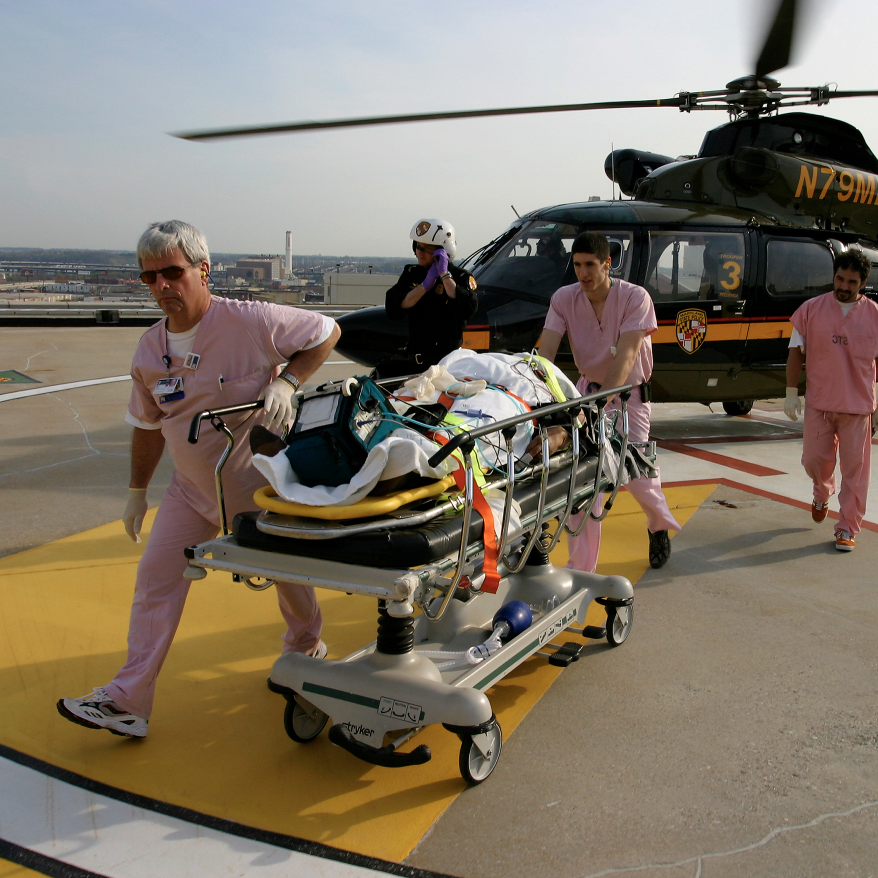 Stream The Critical Hour: Shock Trauma | discovery+