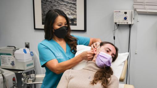 Dr. Pimple Popper | TLC.com