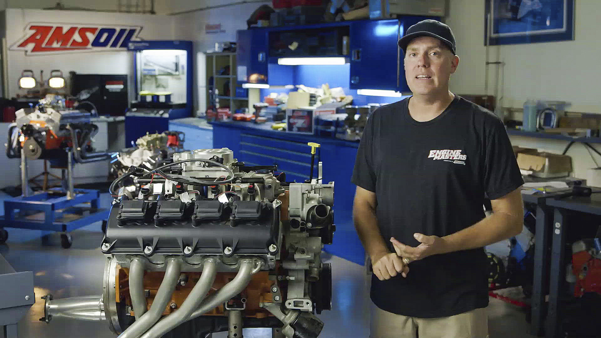 Engine Masters: 1, Episode 2 - Carburetor vs. EFI Shootout! | MotorTrend