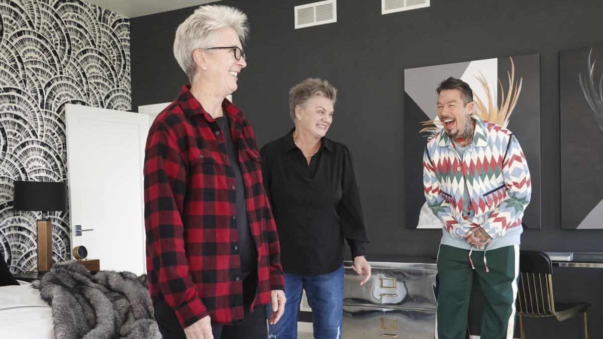 My Lottery Dream Home S16 E2 Gold Lady of Lake Mendota HGTV GO